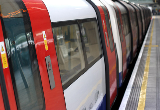 Alexandra Gate, Hornsey London N8 | PhilipAlexander